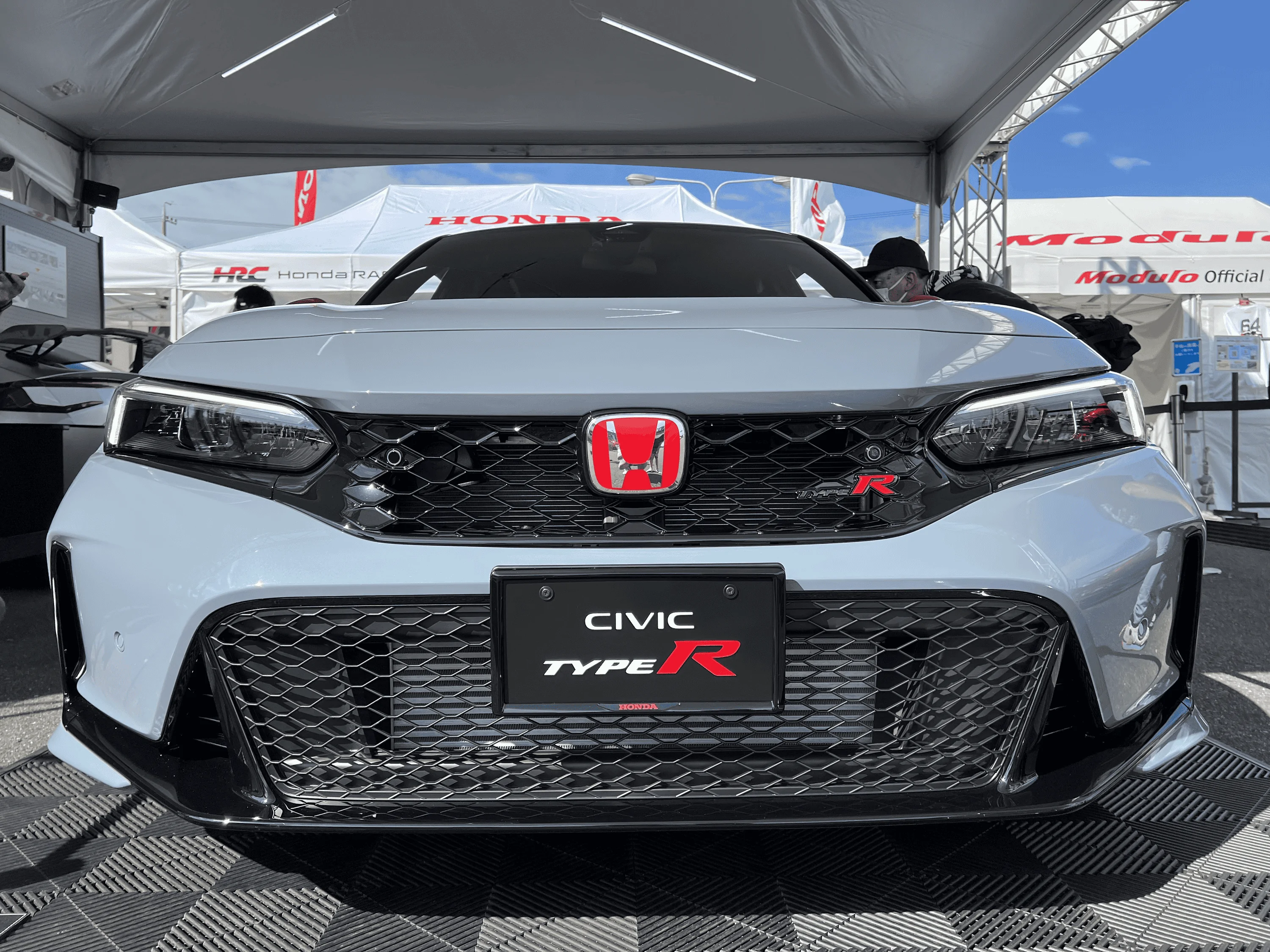 Official SONIC GRAY PEARL FL5 Type R Photos Thread | CivicXI - 11th Gen ...