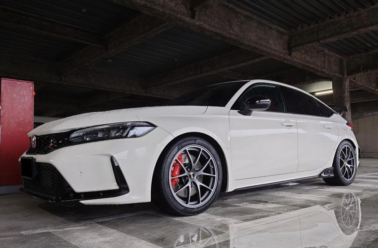 Official Wheel Fitment Thread for 11th Gen FL5 Civic Type R | Page 11 ...