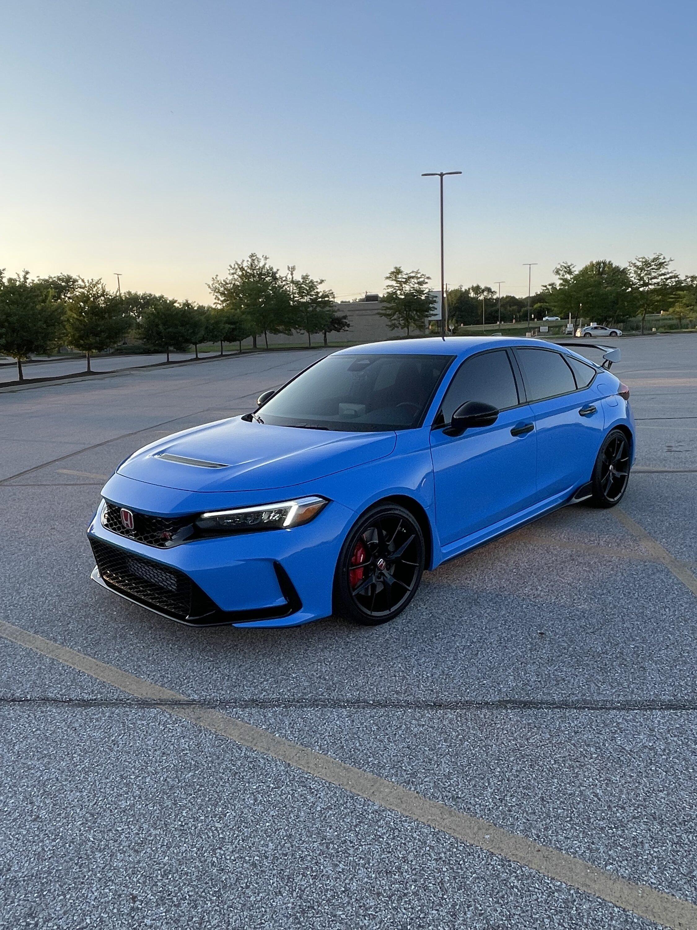 Illinois - FS: 2023 Boost Blue Type-R Tastefully Modded Inside & Out ...