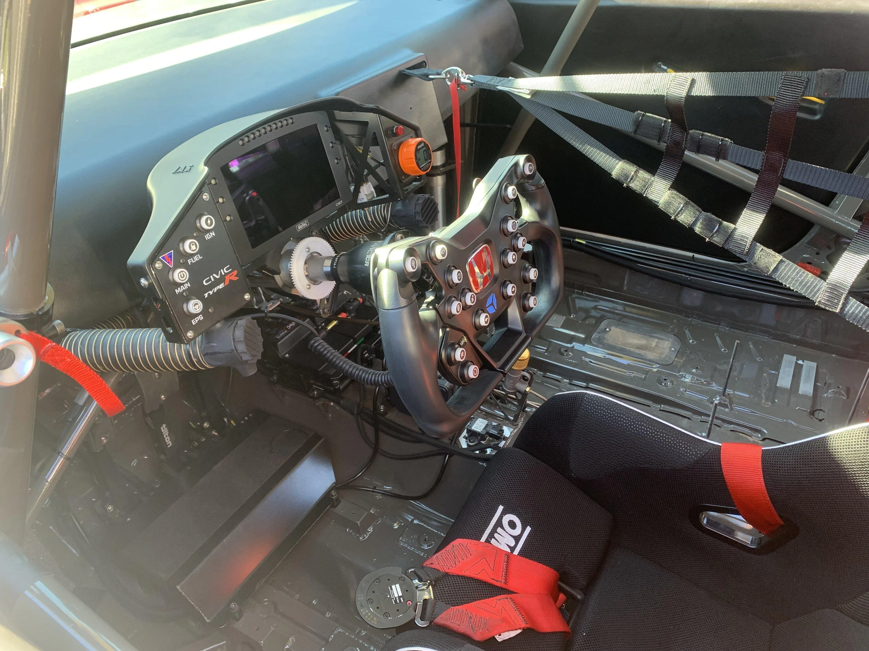 FL5 TCR Race Car at American Honda Cars & Coffee | CivicXI - 11th Gen ...