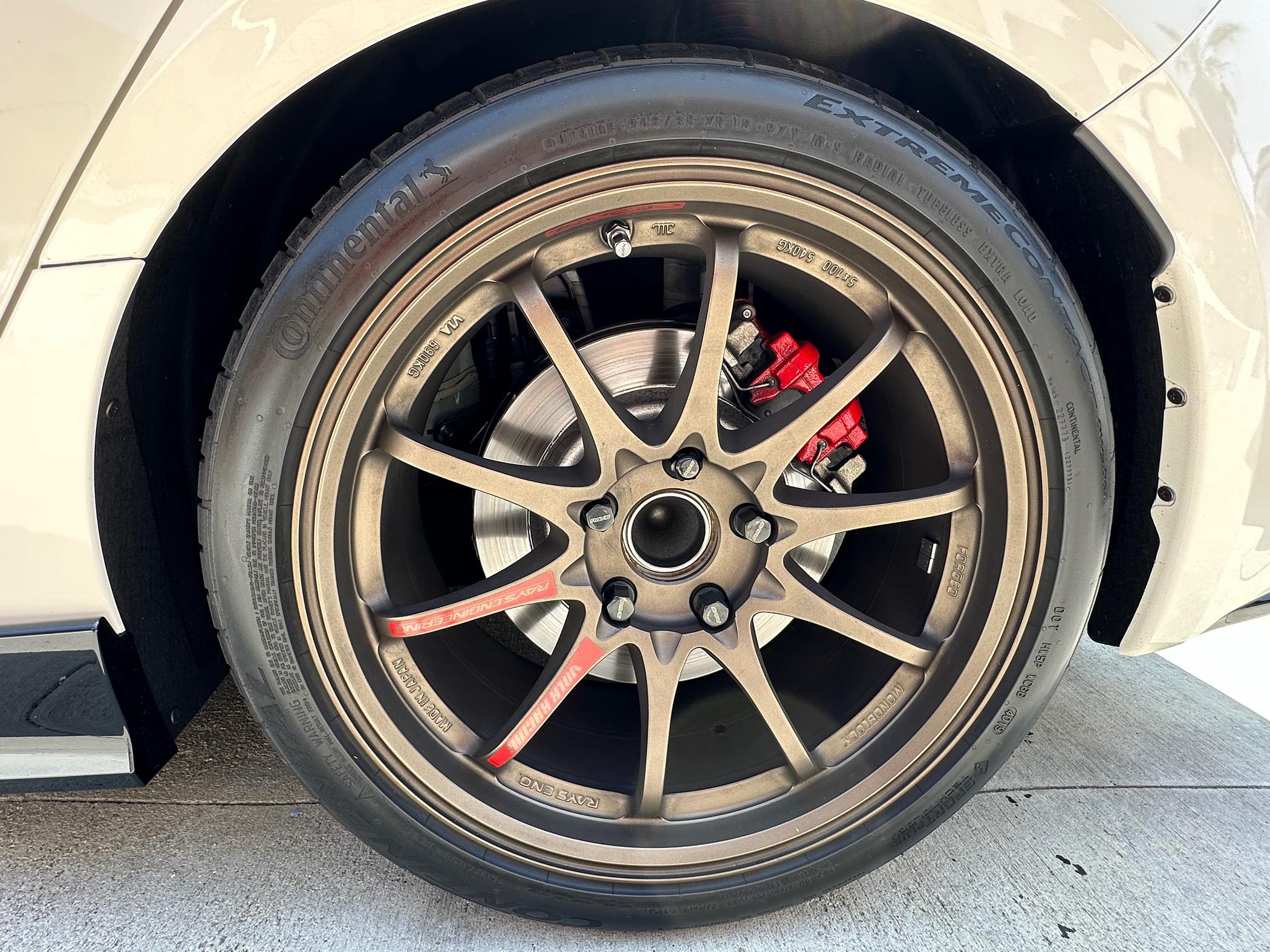 California - Volk Racing CE28 SL blast bronze 18x9.5 5X120 +44 ...