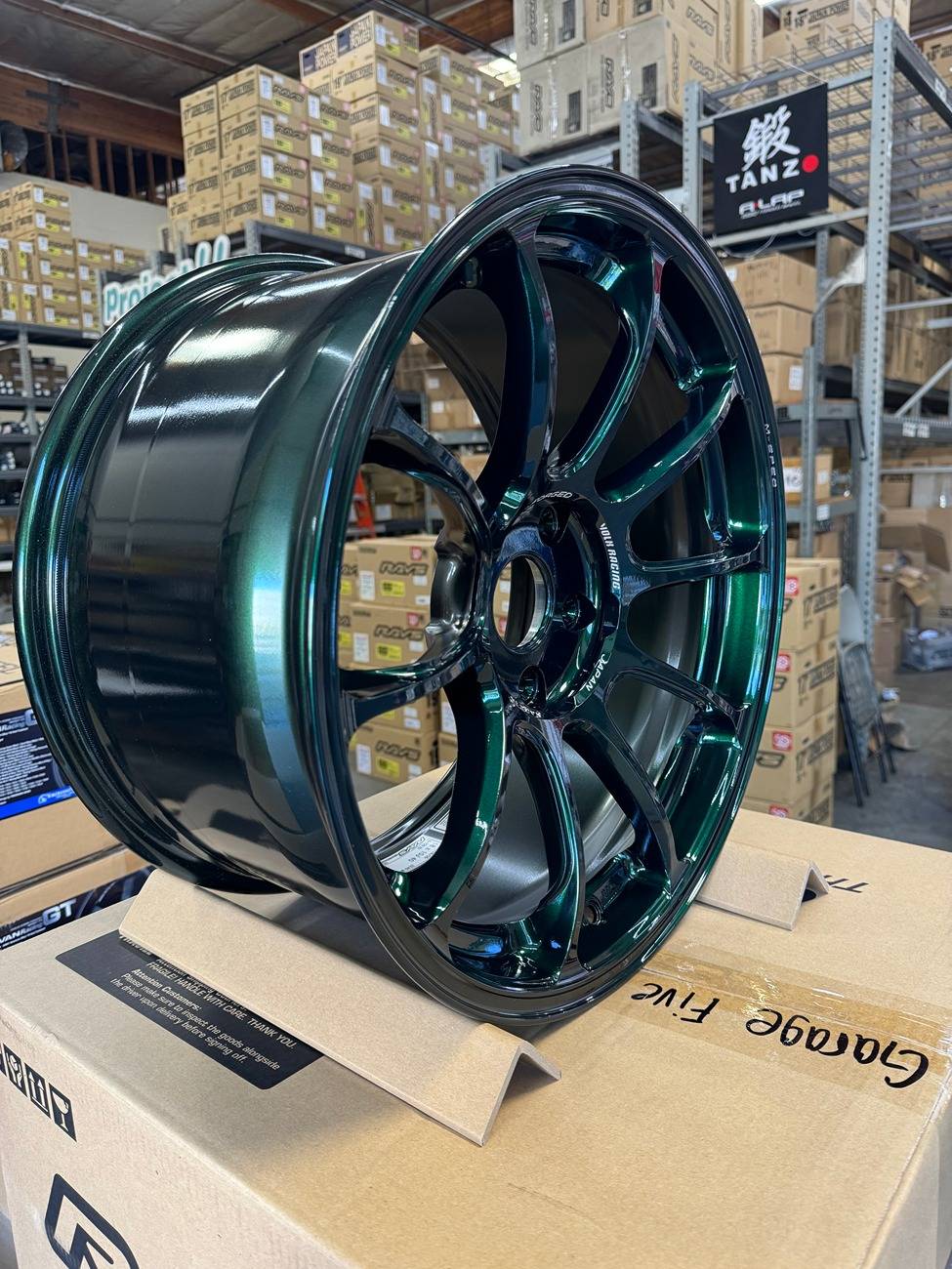 Exclusive Batch: Volk Racing ZE40 M-Spec 18x10.0 +40 (Face 3) (God Spec ...