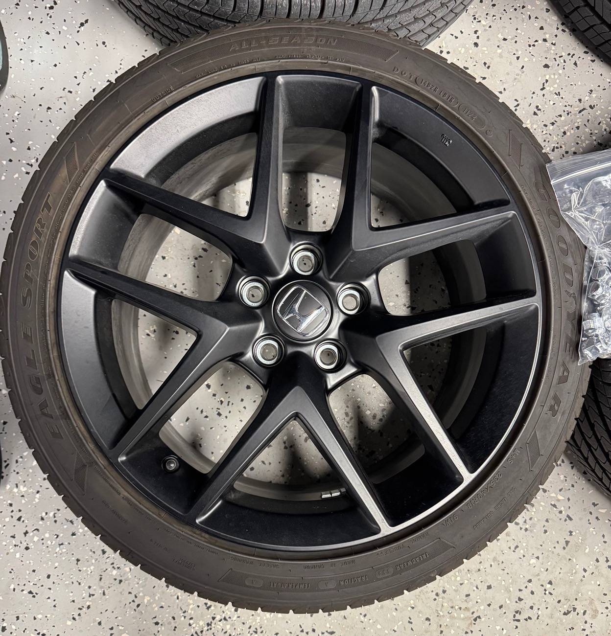 Texas - 2024 OEM Civic Si Wheels and Tires. 5k Miles. | CivicXI - 11th ...