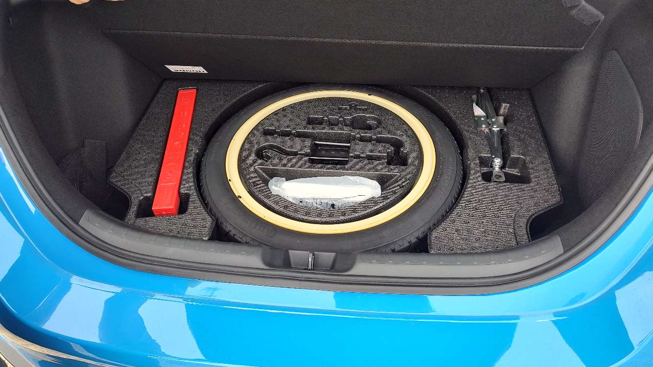 FK8 Spare Tire Kit installed in FL5 | CivicXI - 11th Gen Civic Type R ...