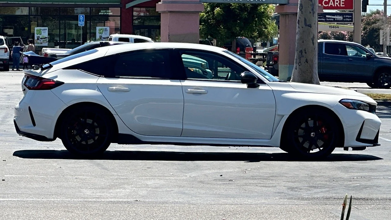 Chilly's 2025 FL5 Civic Type R Build | CivicXI - 11th Gen Civic Type R ...